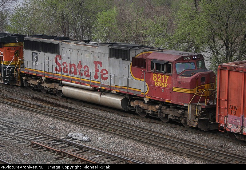 BNSF 8217